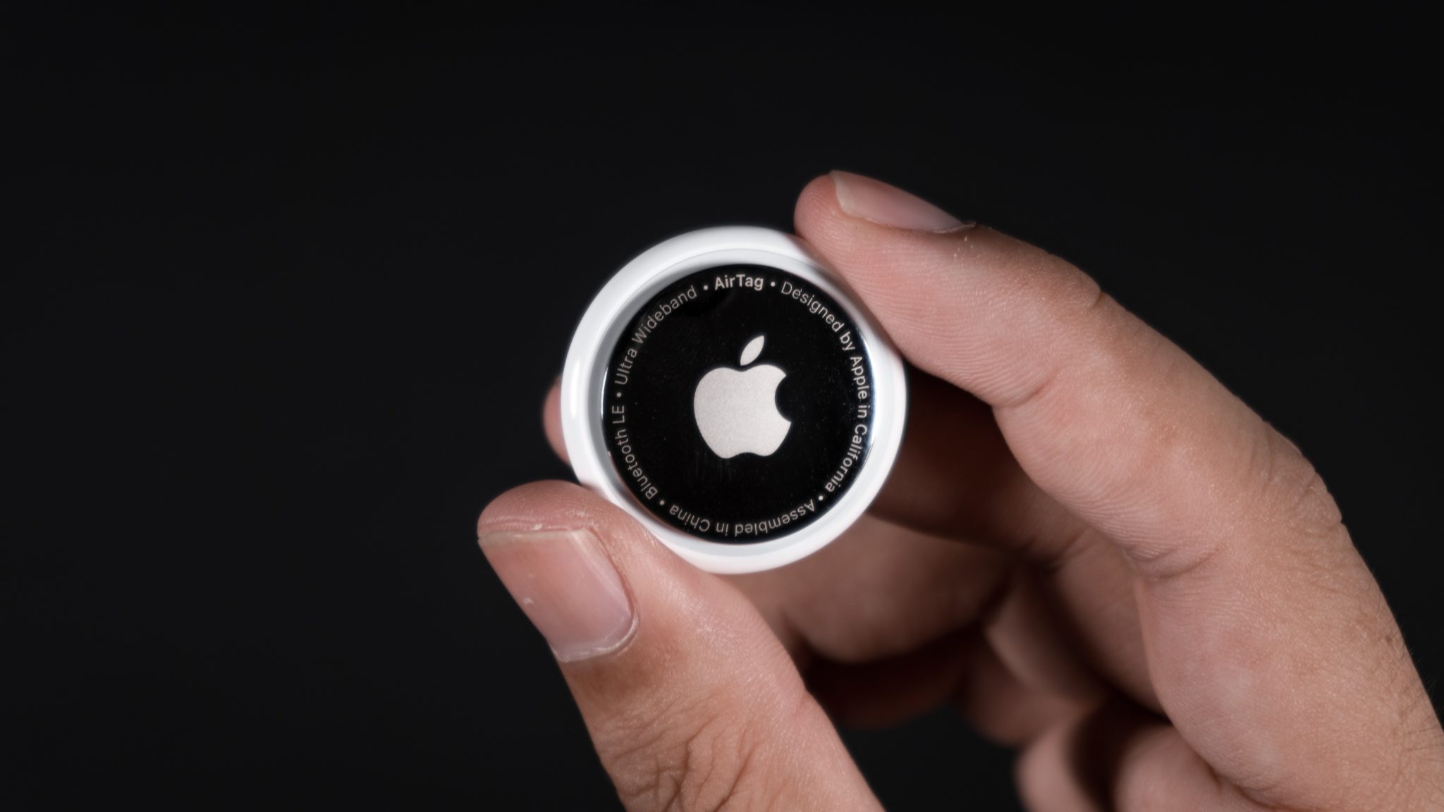 How to Find One AirPod + 5 Tips to Never Lose Them Again! - CleverFixes