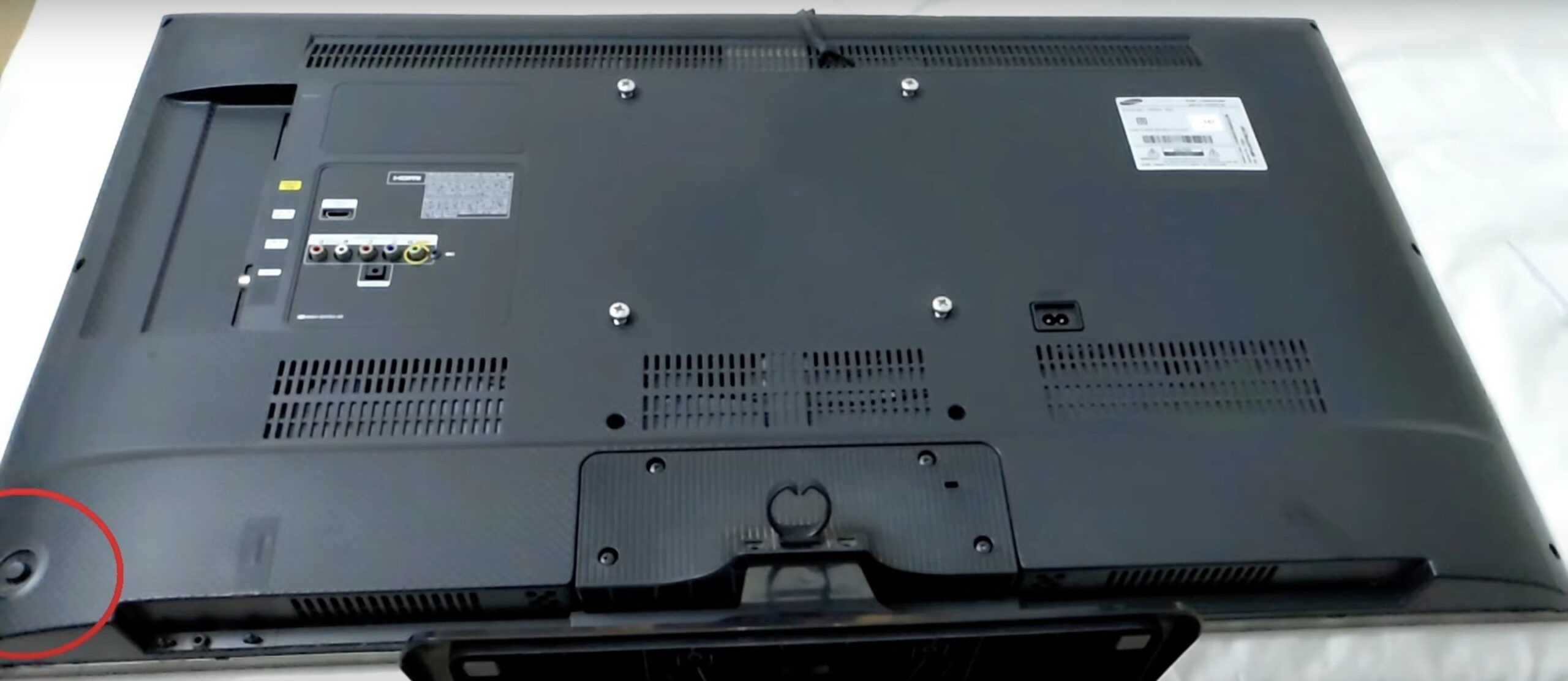 Where Is The Power Button On Samsung TV 4 Spots To Check Pictures 